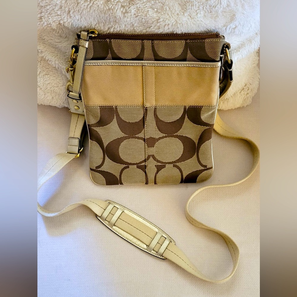 Coach Vintage Monogram Crossbody Bag - Gem